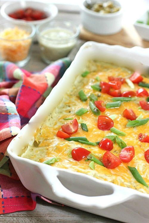 5 Ingredient Salsa Verde Chicken Enchiladas FaveHealthyRecipes 5-ingredient-salsa-verde-chicken-enchiladas-favehealthyrecipes