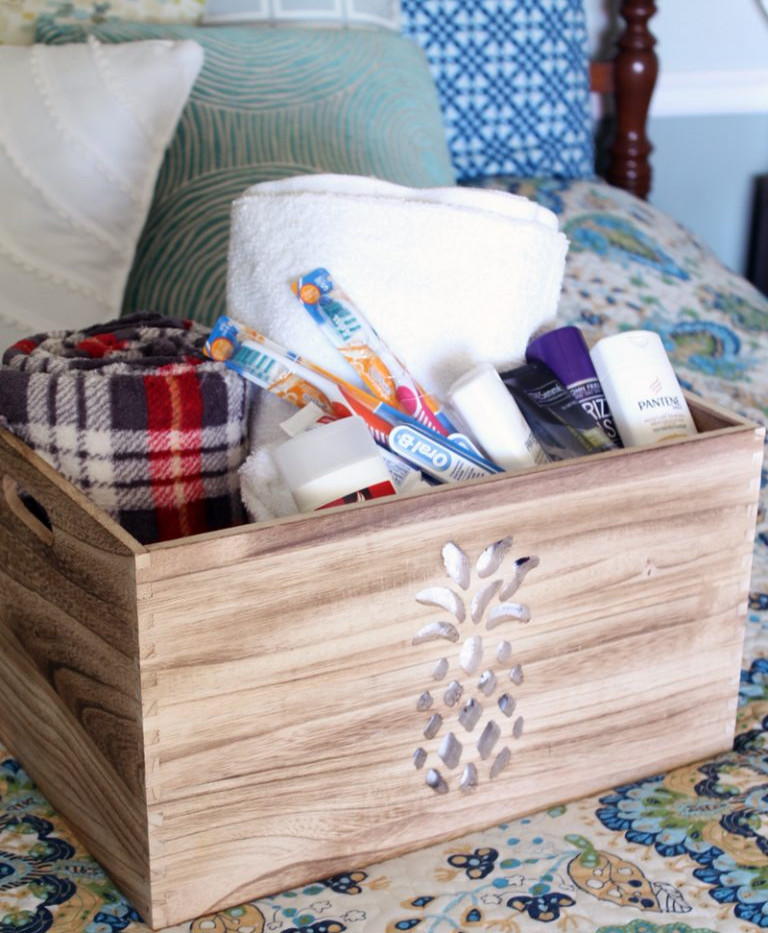 Easy Guest Welcome Basket DIYIdeaCenter easy-guest-welcome-basket-diyideacenter