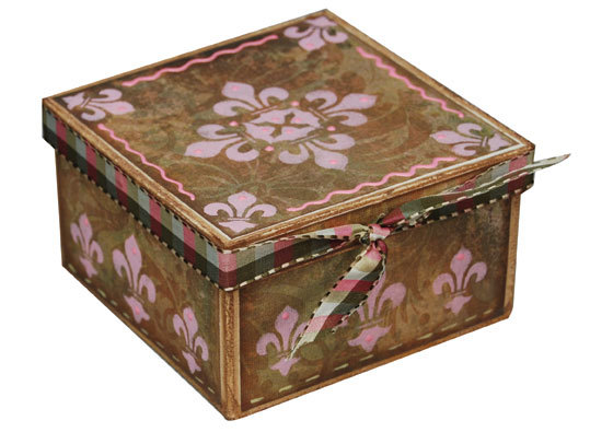 Box with Rose Flourish | FaveCrafts.com