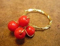 Wire Wrapped Berry Ring Tutorial | AllFreeJewelryMaking.com