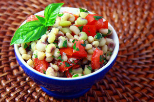 Fresh Lady Pea Salad | FaveHealthyRecipes.com