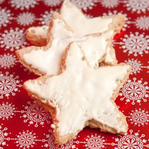 Hazelnut Cinnamon Stars | FaveGlutenFreeRecipes.com
