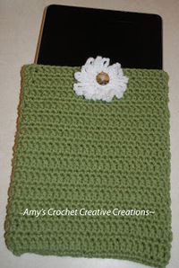 Crochet DIY iPad Case | AllFreeCrochet.com