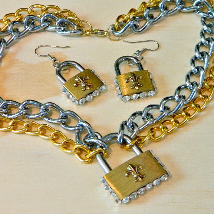 Lovely Lock Jewelry | AllFreeJewelryMaking.com