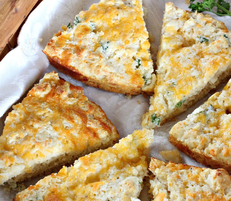 Bisquick Cheese Bread | RecipeLion.com