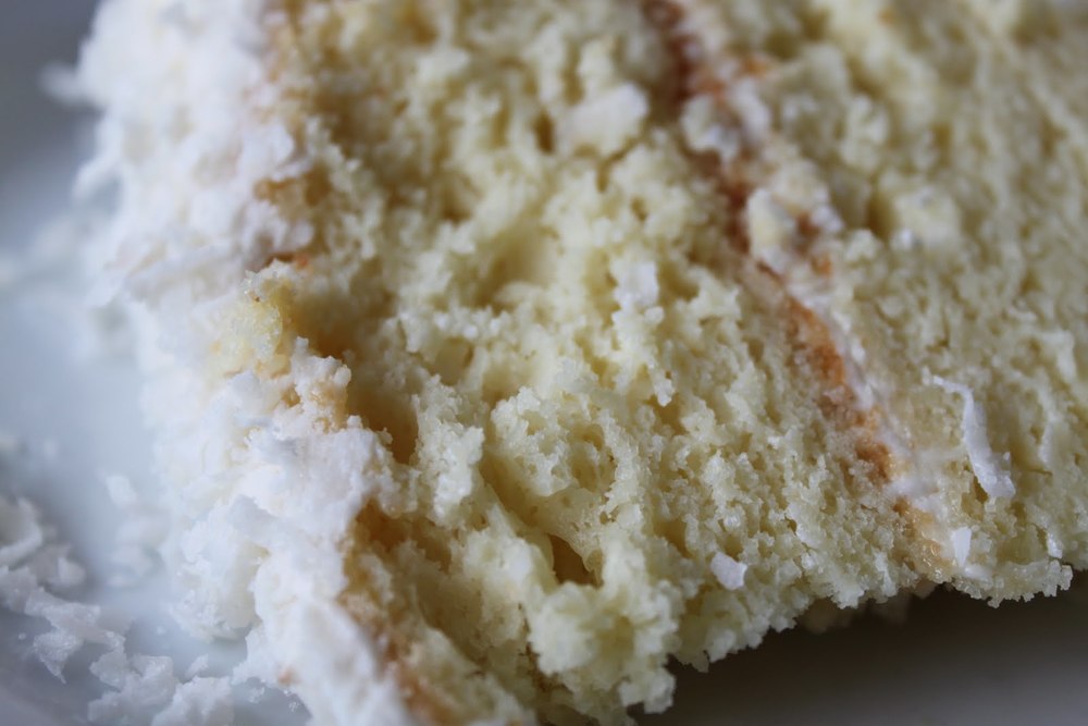 Nan's Yummy Coconut Cake | FaveSouthernRecipes.com