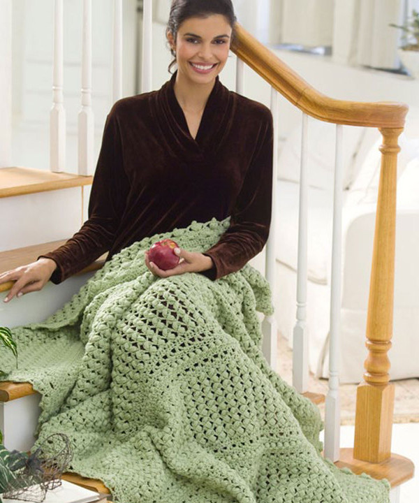 Cluster Lace Throw | AllFreeCrochetAfghanPatterns.com