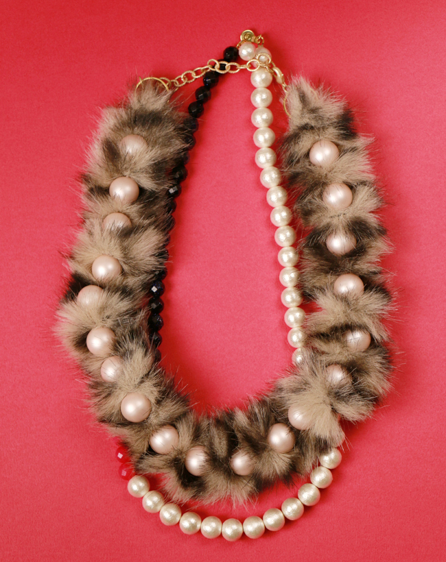 Captivating Leopard Print Necklace | AllFreeJewelryMaking.com