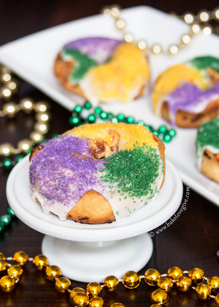 Mini Cinnamon Roll King Cakes | TheBestDessertRecipes.com