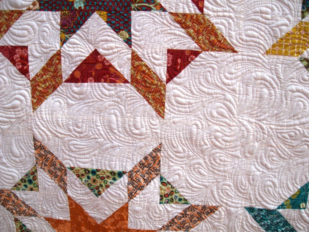 Echoed Paisleys Quilting Pattern | FaveQuilts.com