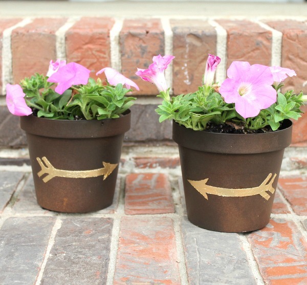 Gold Leaf Flower Pots | AllFreeHolidayCrafts.com