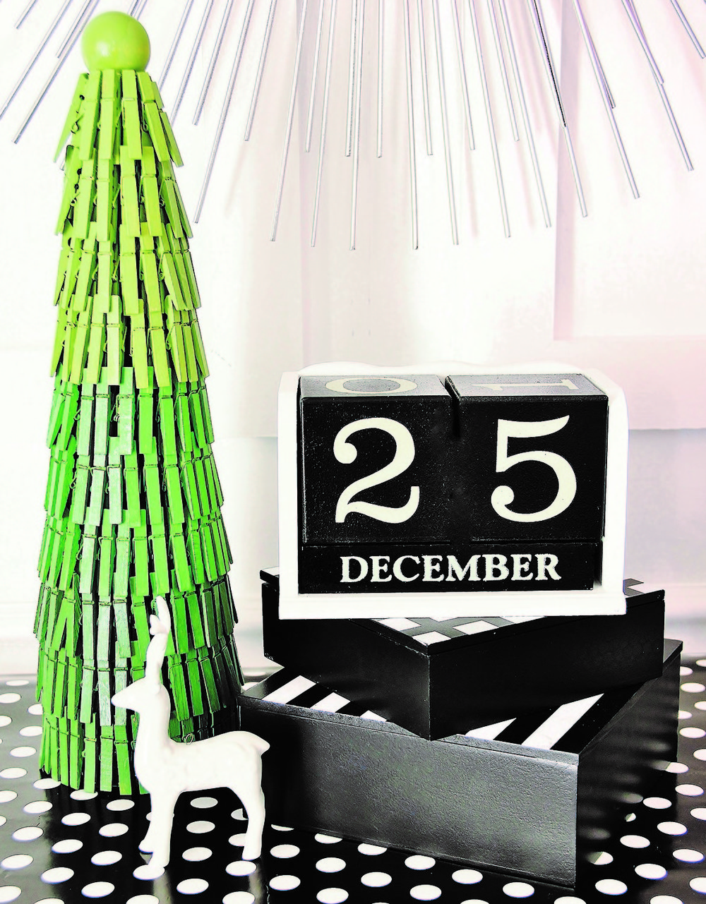 DIY Patriotic Clothespins | FaveCrafts.com