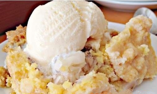 Peachy Dump Cake Cobbler | FaveSouthernRecipes.com