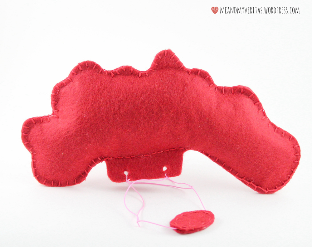 Rooster Costume: The Comb | AllFreeKidsCrafts.com