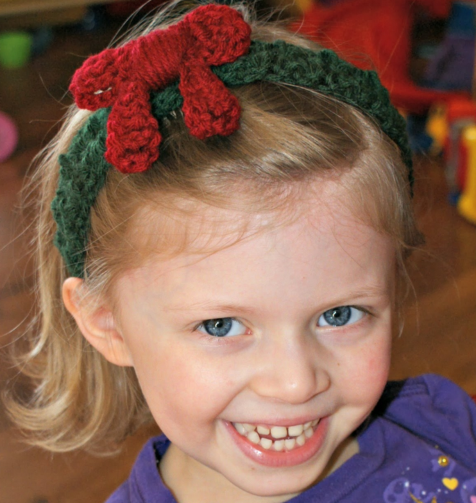 Holiday Wreath Headband | AllFreeCrochet.com