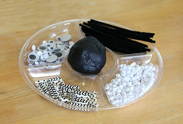 Halloween Playdough Sculpture | AllFreeKidsCrafts.com