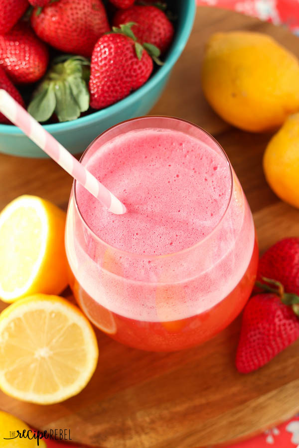 Strawberry Lemon Slush | RecipeLion.com