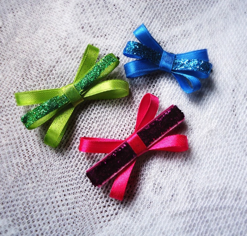 80s DIY Ribbon Barrette | FaveCrafts.com