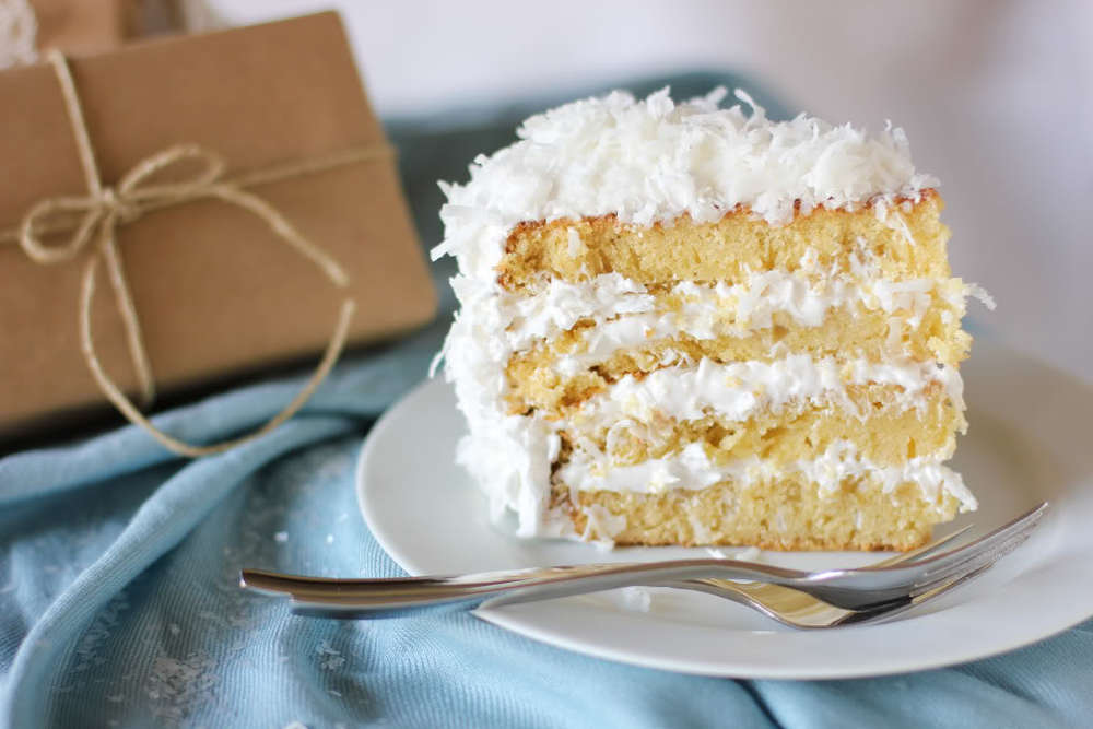 Moist And Fluffy Coconut Cake