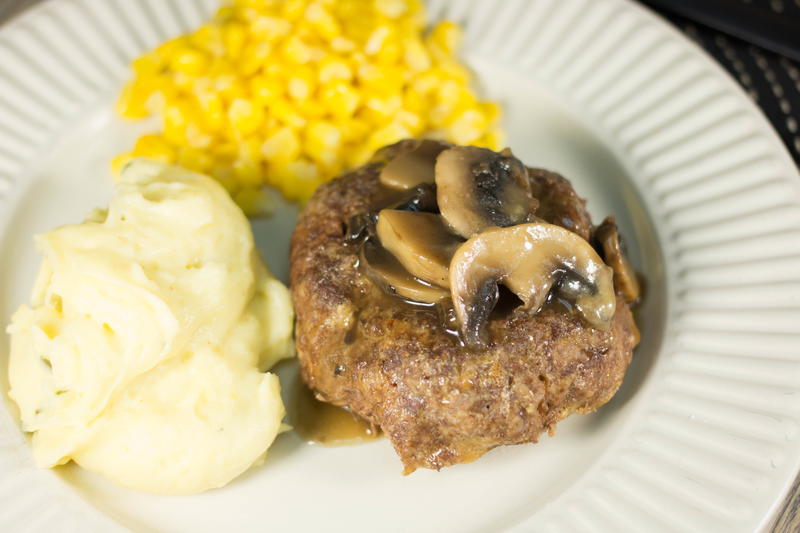 Old Fashioned Salisbury Steak Recipe | RecipeLion.com