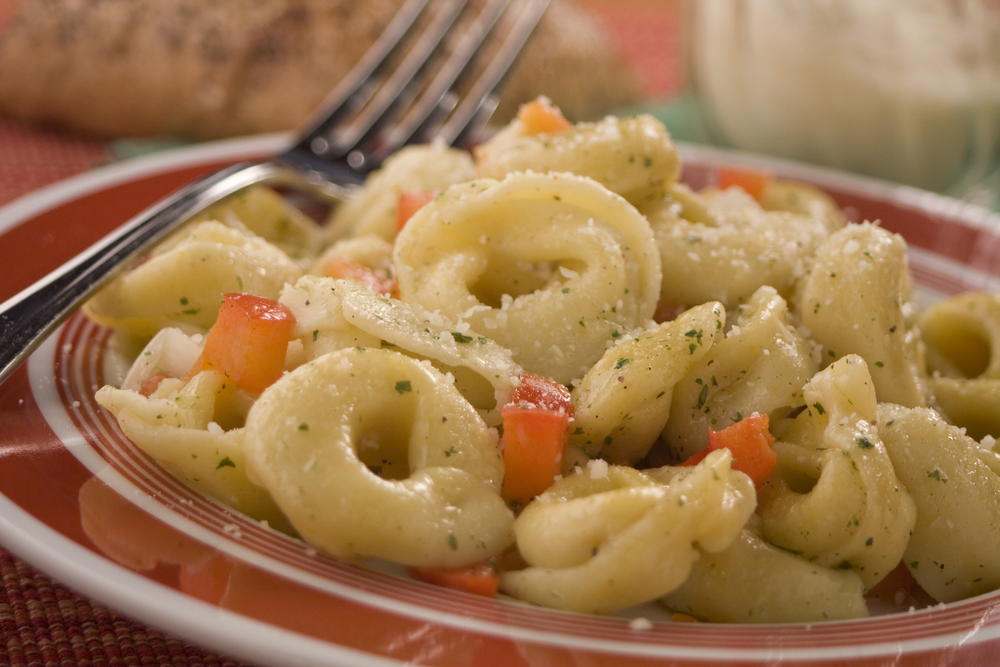 Garlic Tortellini | MrFood.com
