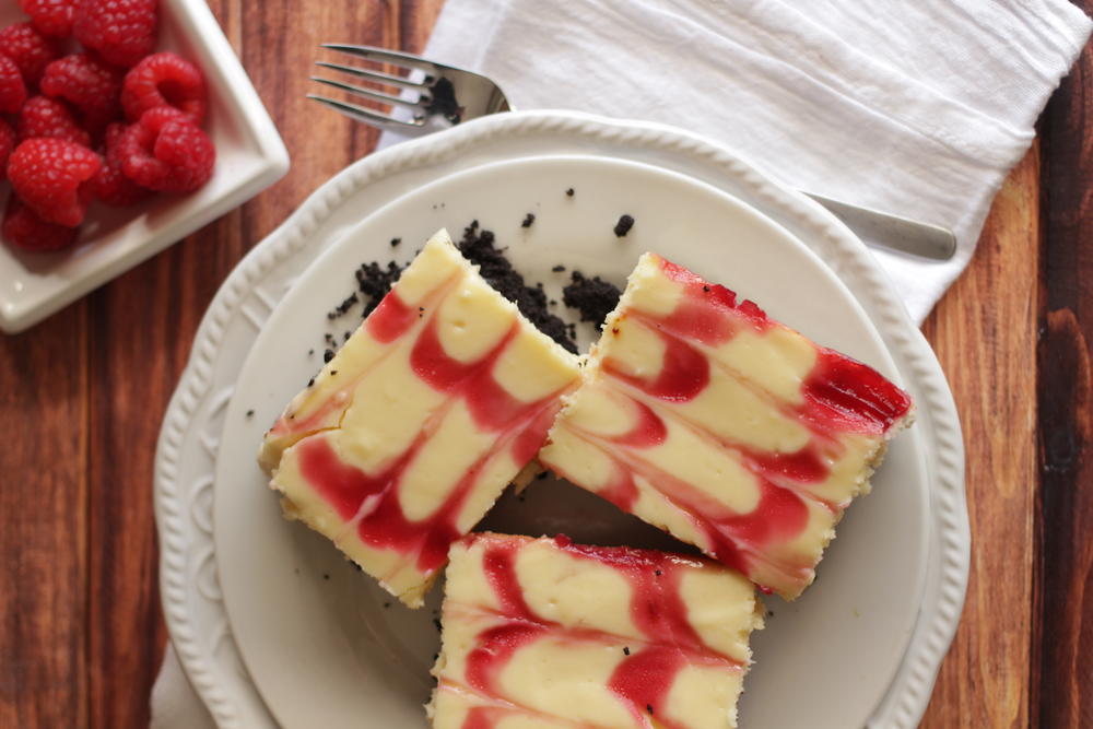 White Chocolate and Raspberry Cheesecake Bars | TheBestDessertRecipes.com