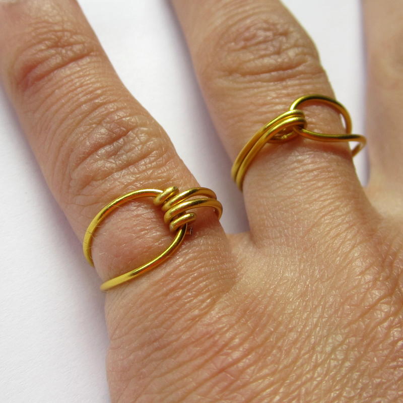 Scrolling Spiral Wire Ring | AllFreeJewelryMaking.com
