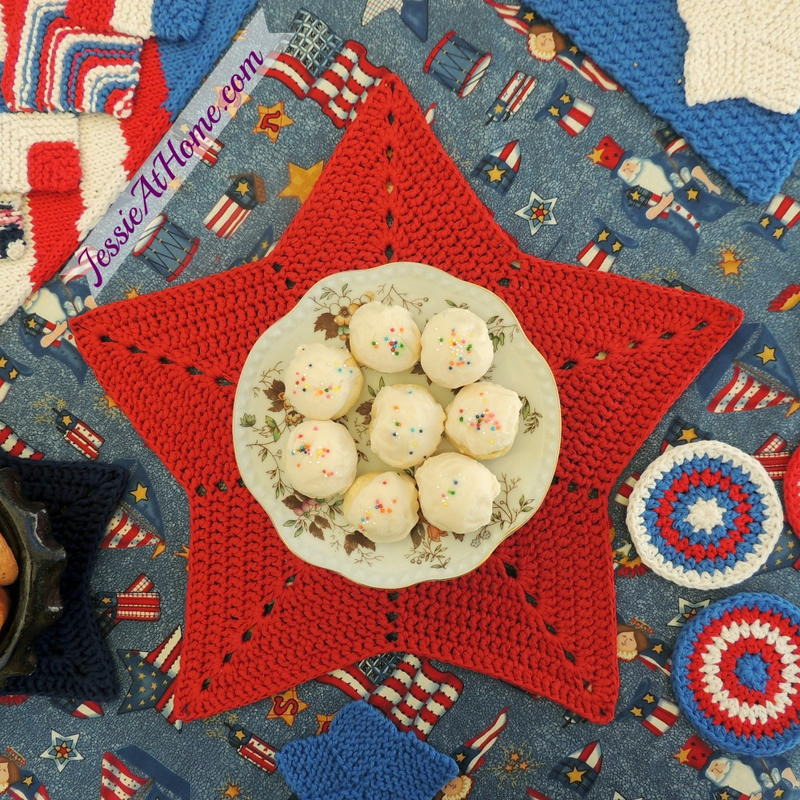 Spectacular Star Trivet | AllFreeCrochet.com