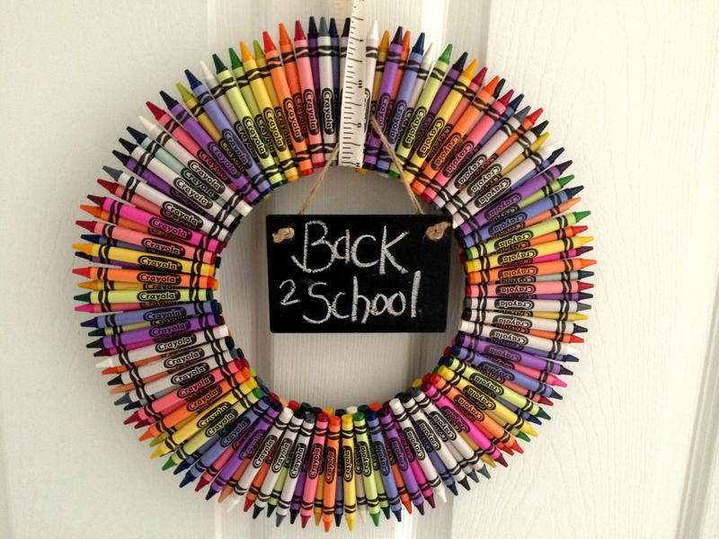 Back-To-School Crayon Wreath | FaveCrafts.com