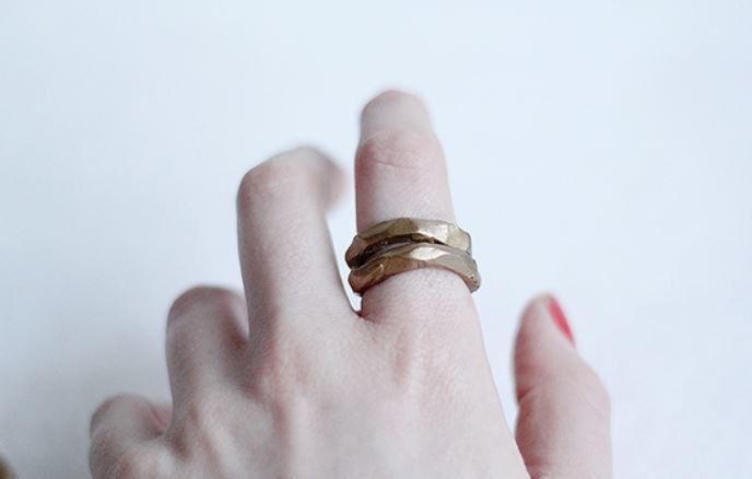 Faux Hammered Metal DIY Rings | AllFreeJewelryMaking.com
