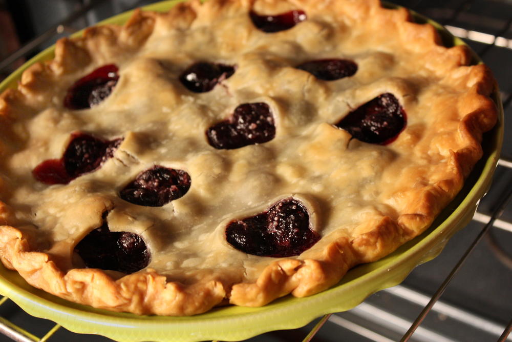 Polka Dot Pie | MrFood.com