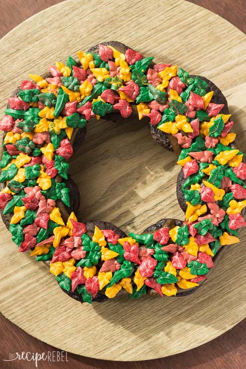 Fall Wreath Cupcake Cake | TheBestDessertRecipes.com