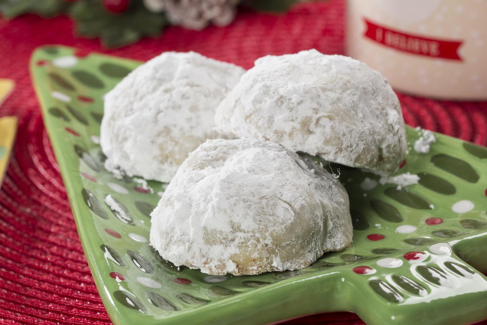 Powdered Snowball Cookies | MrFood.com