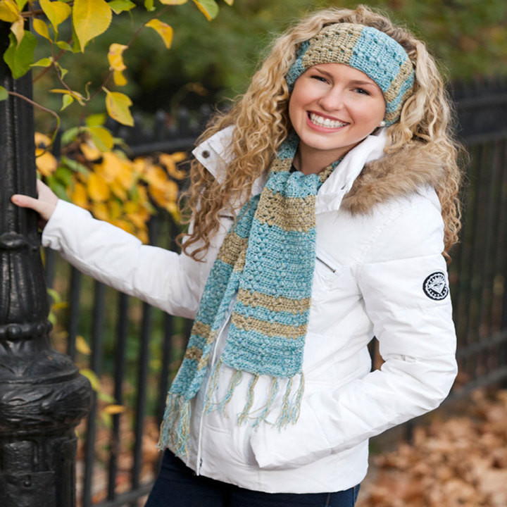 Cozy Winter Headband Free Crochet Pattern | FaveCrafts.com