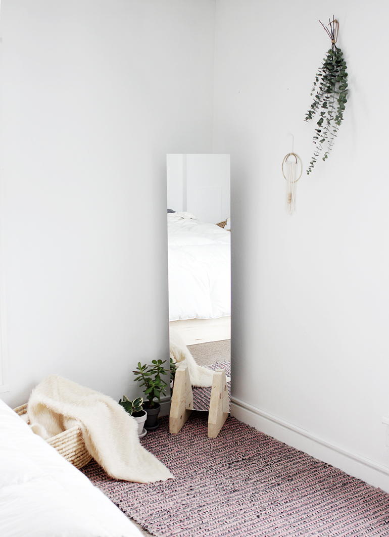 DIY Minimal Floor Mirror | DIYIdeaCenter.com