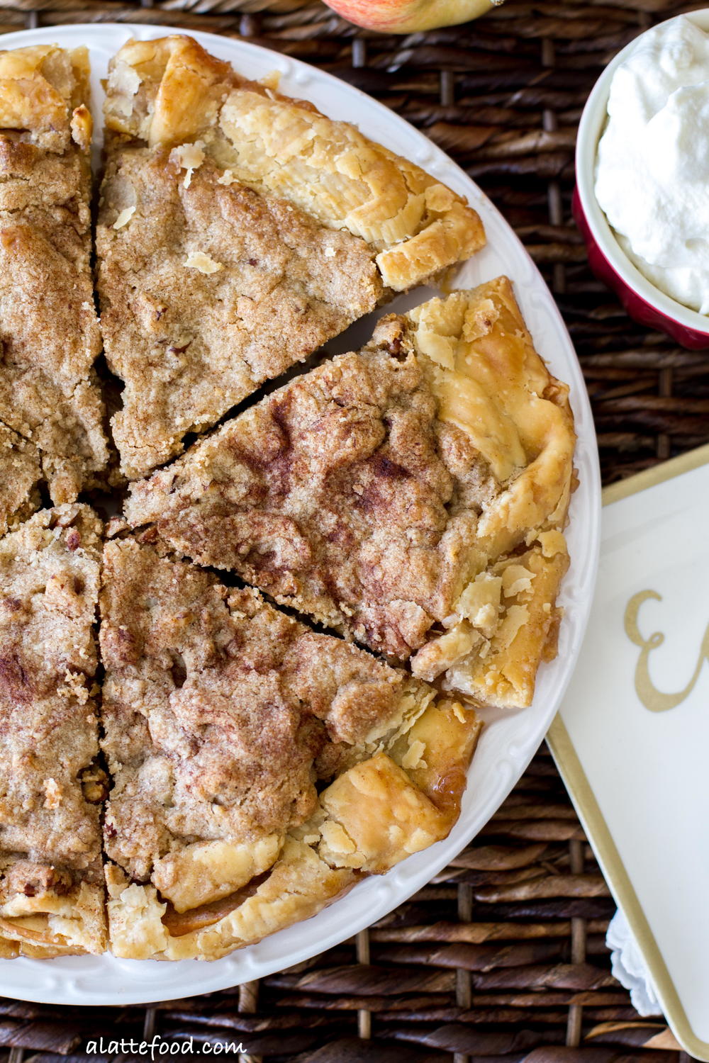 Rustic Dutch Apple Pie | RecipeLion.com