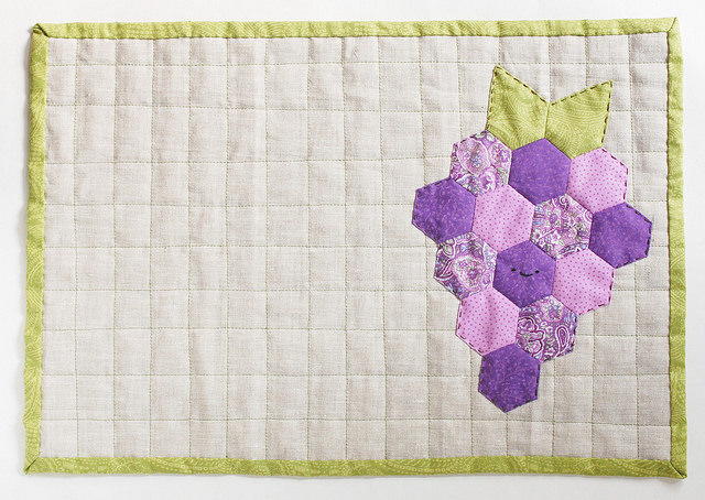 Fruity Grapes Quilted Placemat | FaveQuilts.com