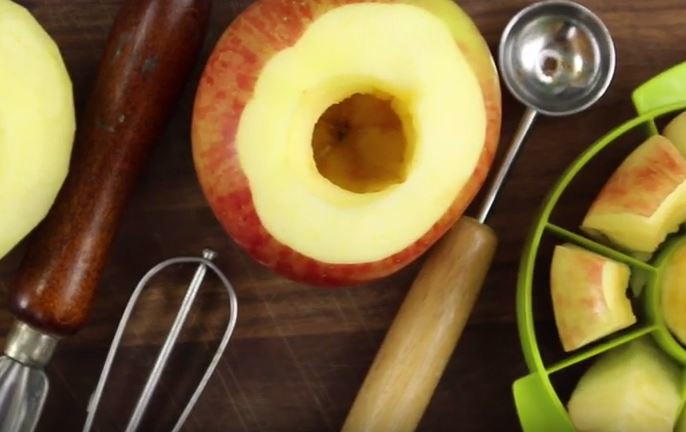 How to Prepare an Apple | RecipeLion.com