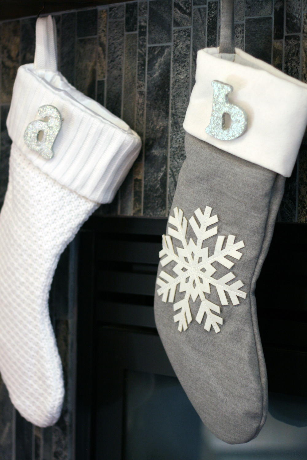 DIY Stocking Monogram Pins | AllFreeHolidayCrafts.com