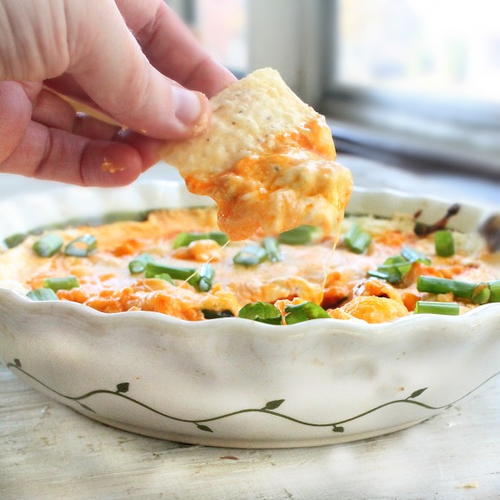Tangy Ranch Buffalo Chicken Dip | RecipeLion.com