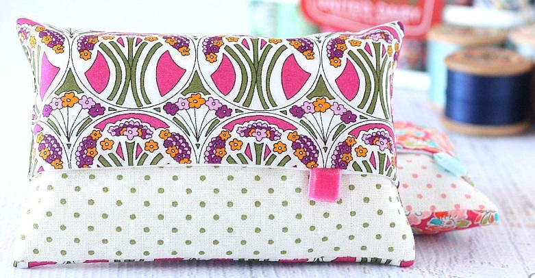 Funky Tissue Cover Sewing Pattern | AllFreeSewing.com