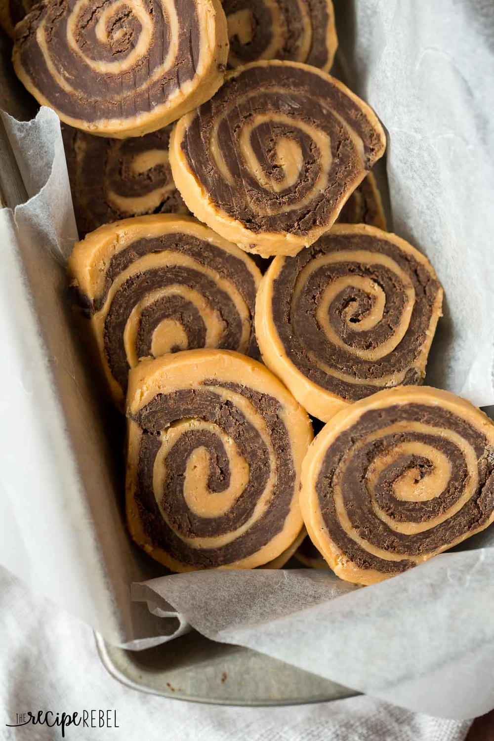 3-Ingredient Chocolate Peanut Butter Pinwheels | TheBestDessertRecipes.com
