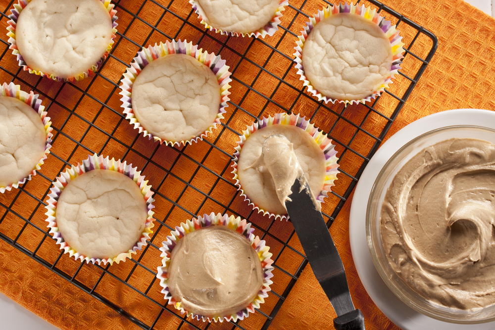 Vanilla Cupcakes | EverydayDiabeticRecipes.com