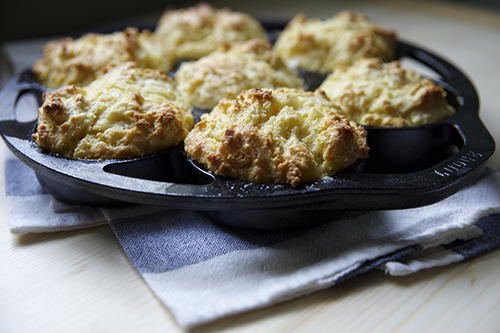Southern Buttermilk Drop Biscuits | FaveSouthernRecipes.com