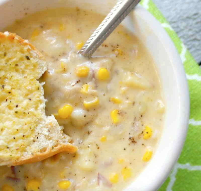 Easy Creamy Chicken And Corn Chowder Soup | RecipeLion.com