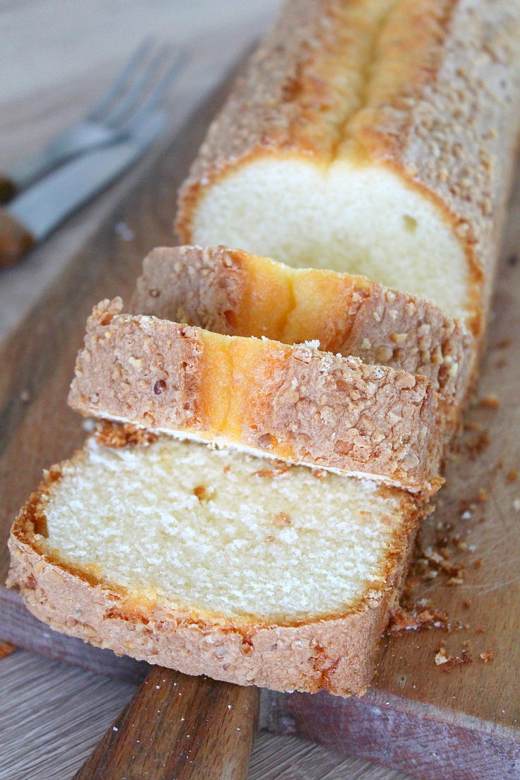 Madeira Cake with Almonds | TheBestDessertRecipes.com