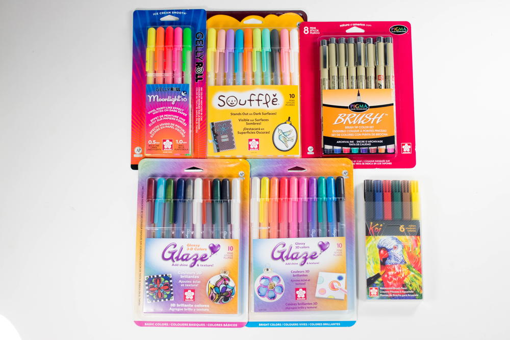 Sakura Pen Collection Review | AllFreeChristmasCrafts.com