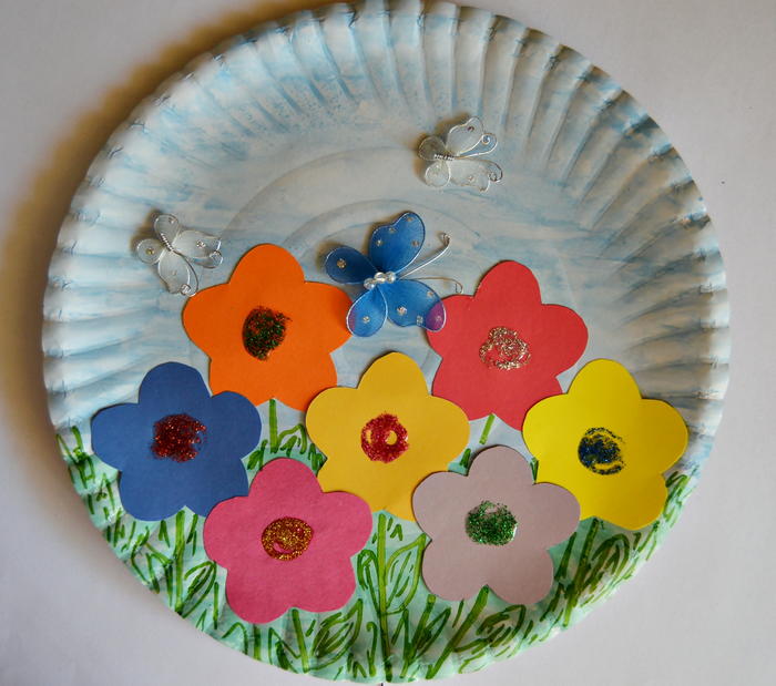 Paper Plate Spring Garden | AllFreeKidsCrafts.com