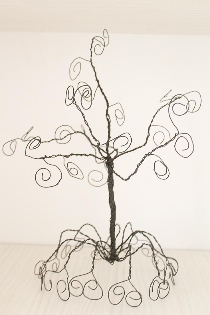 Wire Tree Jewelry Organizer | FaveCrafts.com