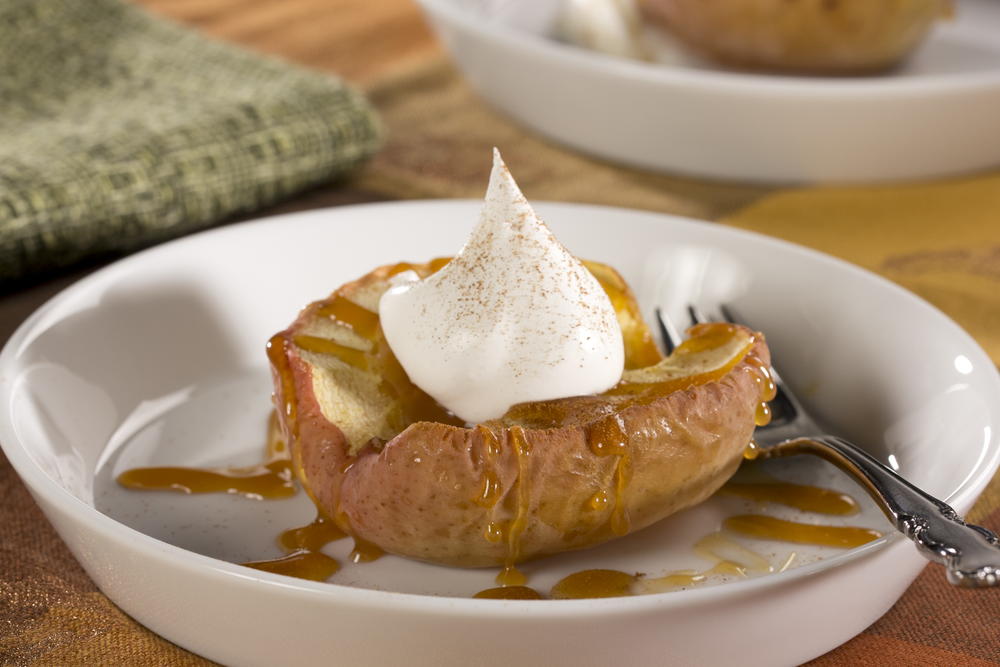 Caramel Drizzled Baked Apples | EverydayDiabeticRecipes.com